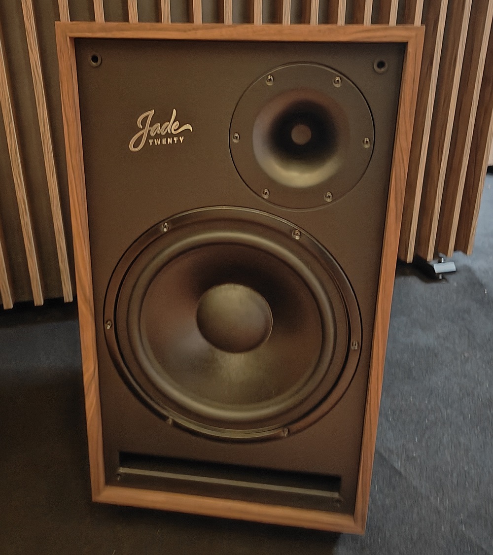 Pylon Audio Jade 20: Μoντέρνο vintage για τα 20 χρόνια της εταιρείας ...