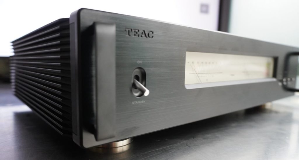 Teac AP-701 Review | TEST ΤΕΛΙΚΟΣ ΕΝΙΣΧΥΤΗΣ – hxosplus